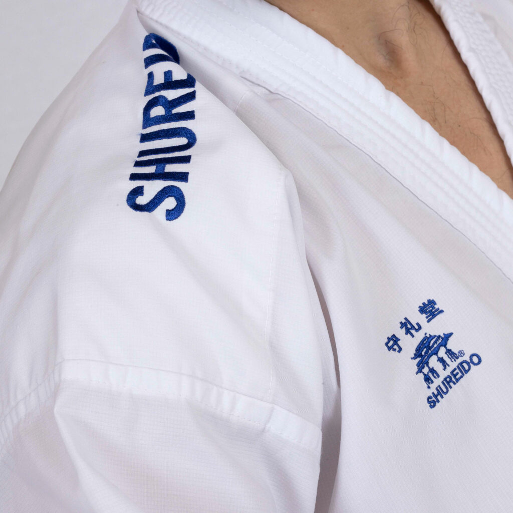 Conjunto Shureido Waza WKF | 2 chaquetas roja y azul + 1 pantalón ...